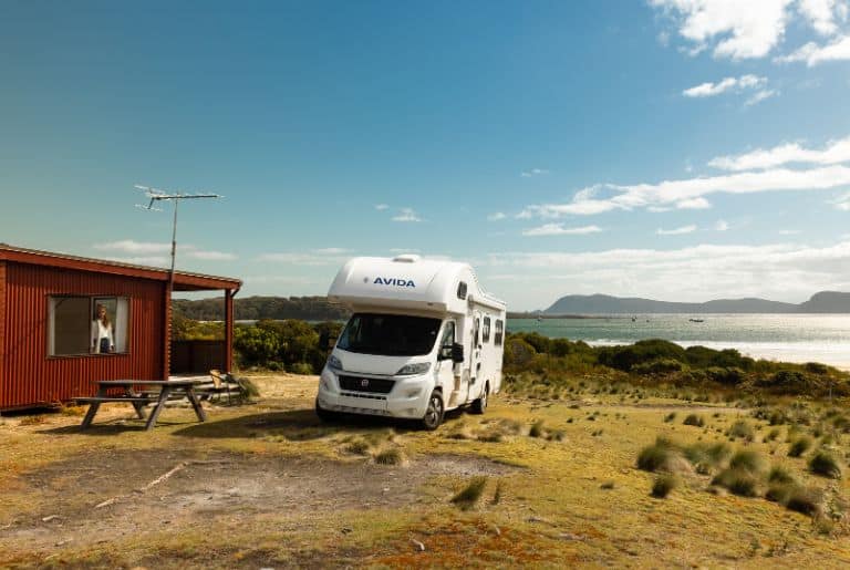 10 Essential Tips for Driving a Motorhome in Australia